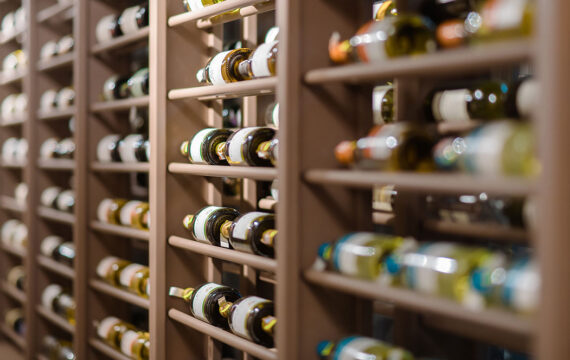 Red Rock Dining Wine lounge – Red Rock Resort